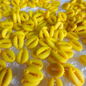 200 Pcs Cowry Shells, Acrylic Cowrie Beads, Craft Supplies, Jewelry ...