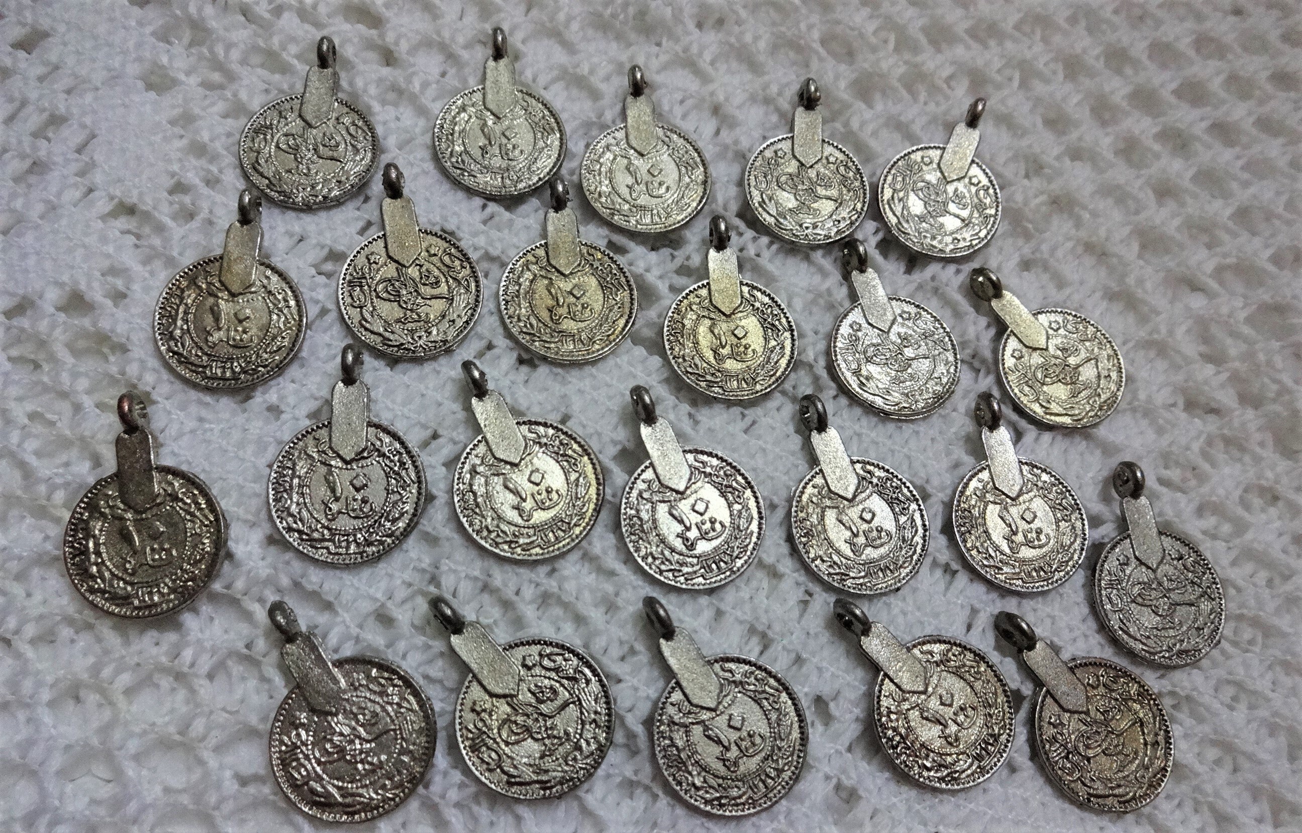 18 MM Metal Coin Charms, Jewelry Supplies, Indian Coins, Antique Silver ...