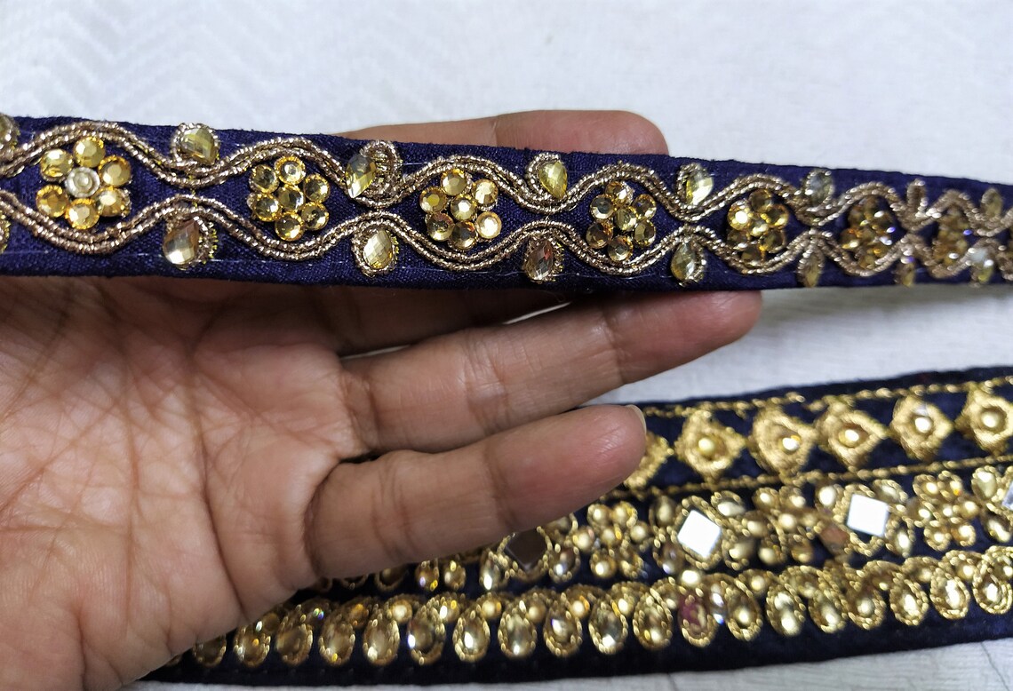 Indian Embroidered Trims Decorative Laces Sari Borders Scrap Material ...