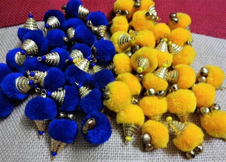 Handmade Pom Poms Balls With Wire Hook Woolen Pom Poms With - Etsy