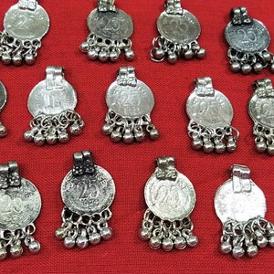 17 MM Metal Coin Charms, Jewelry Supplies, Indian Coins, Antique Silver ...