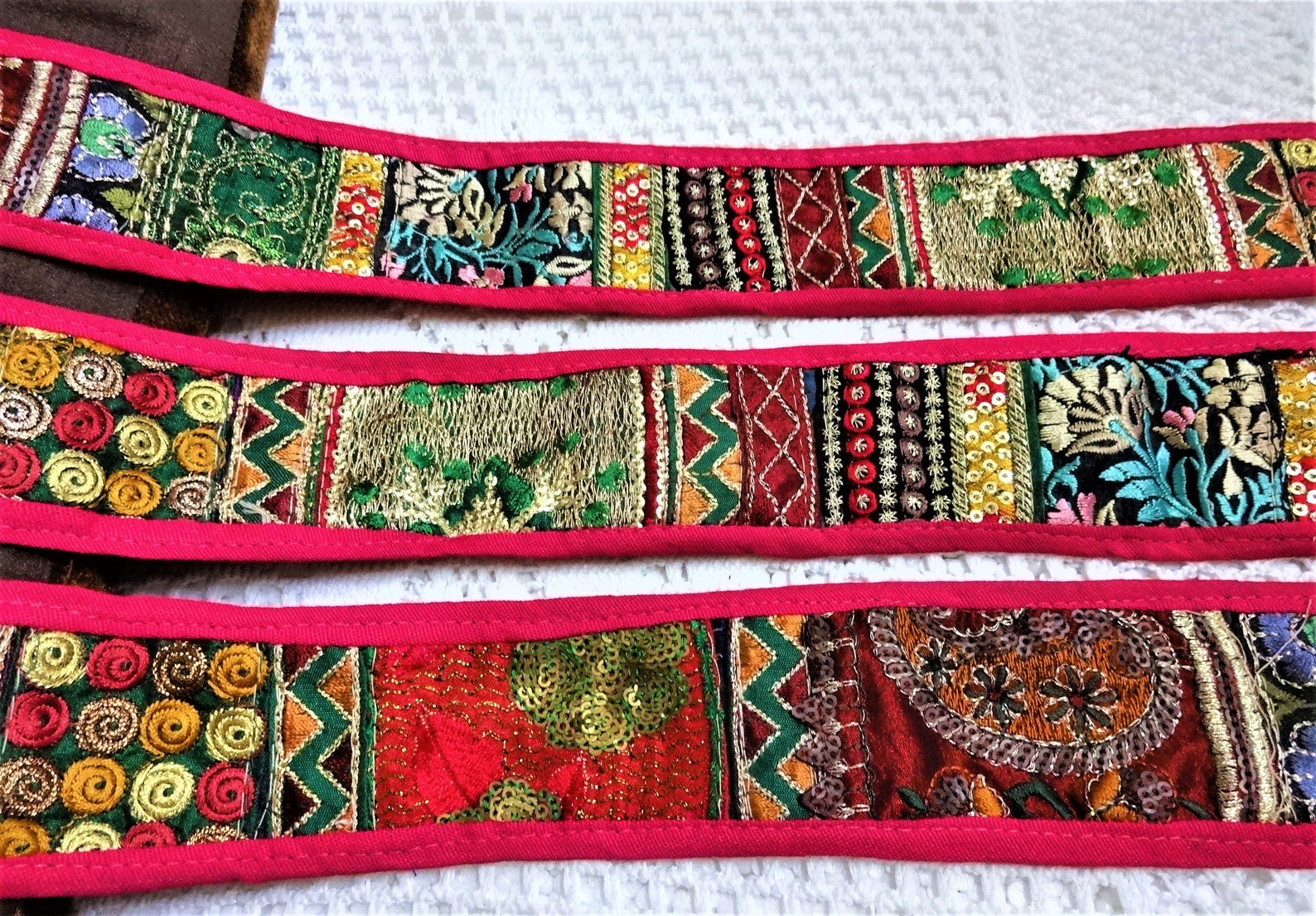 Indian Patch Embroidered Lace, Handmade Trim, Saree Border, Fabric Lace ...