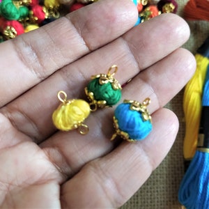 50 Pcs Handmade Thread Balls With Metal Cap and Wire Hook, Cotton Balls ...