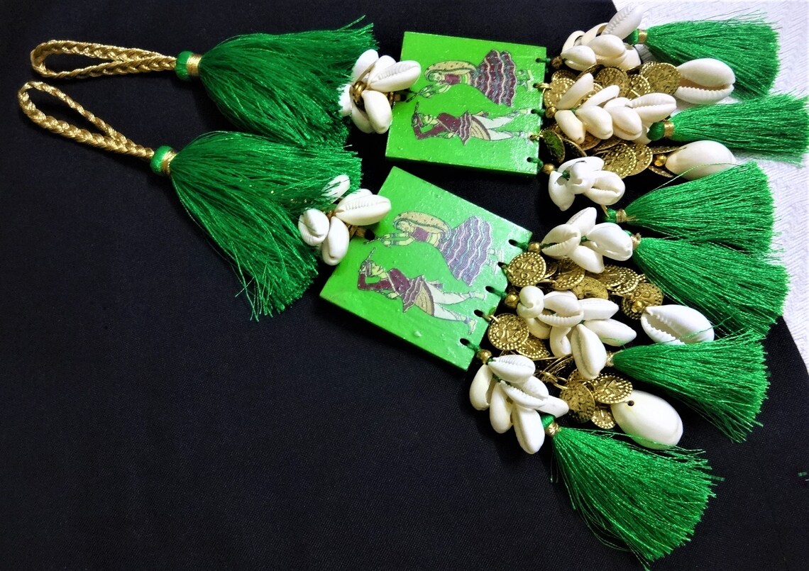 Indian Tassels Ethnic Purse Handbag Decoration Cowrie Etsy indian-tassels-ethnic-purse-handbag-decoration-cowrie-etsy