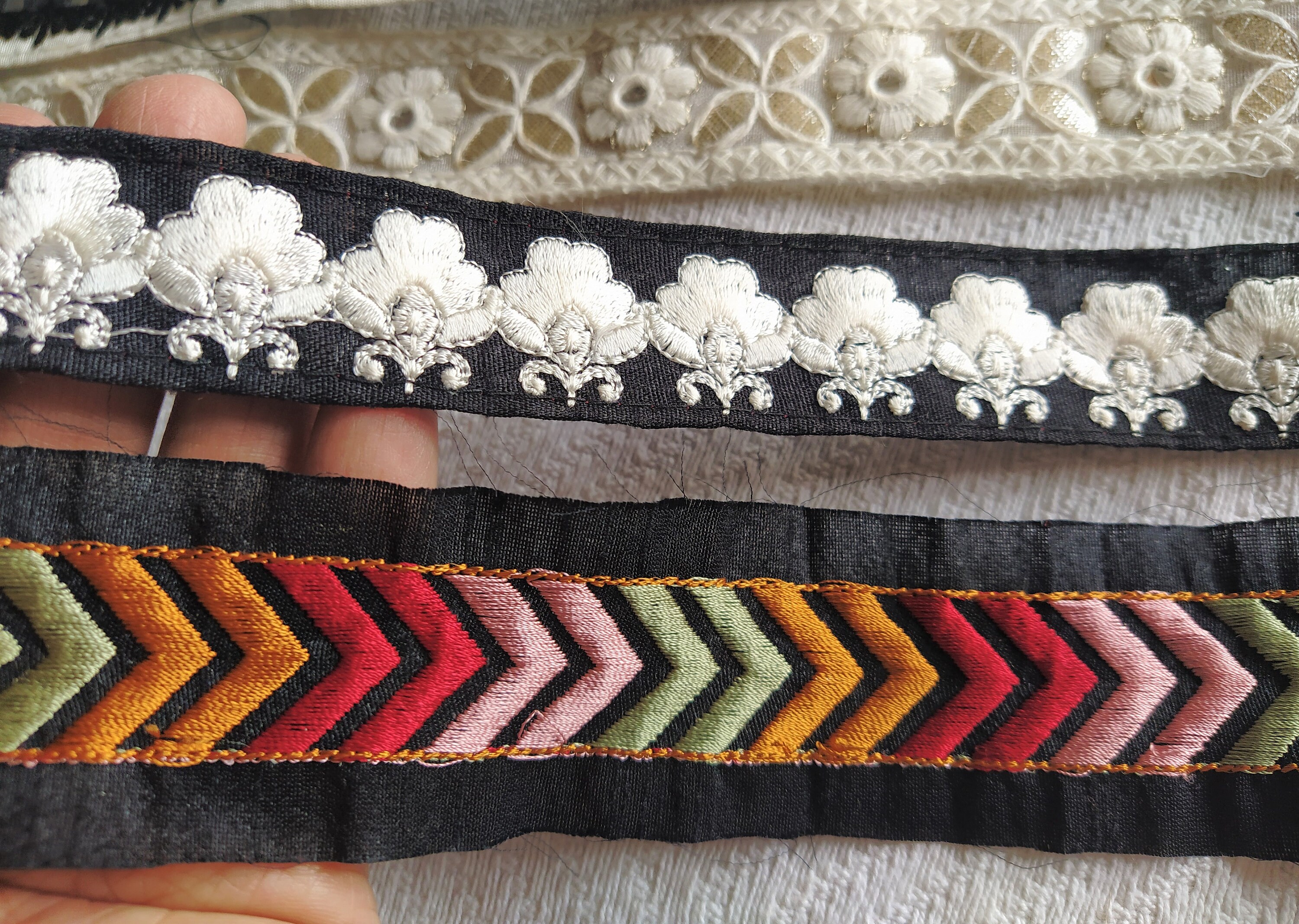 Indian Assorted Embroidered Trims Decorative Laces Sari | Etsy