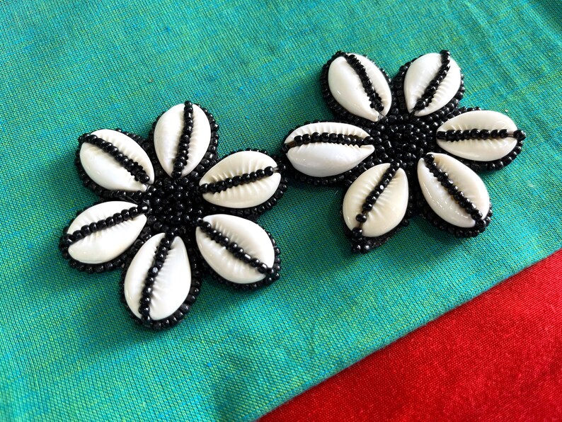 Cowry Shell Motifs, Cowry Shell Rosettes, Indian Cowrie Appliques ...