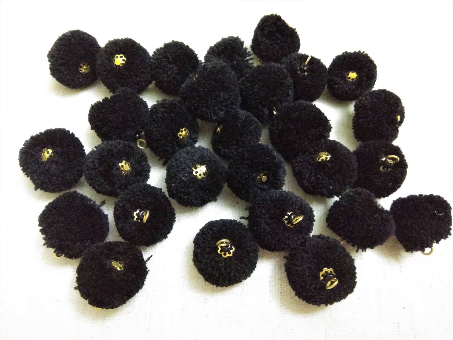 50 Pcs Handmade Pom Poms Balls With Wire Hook Woolen Pom Poms - Etsy