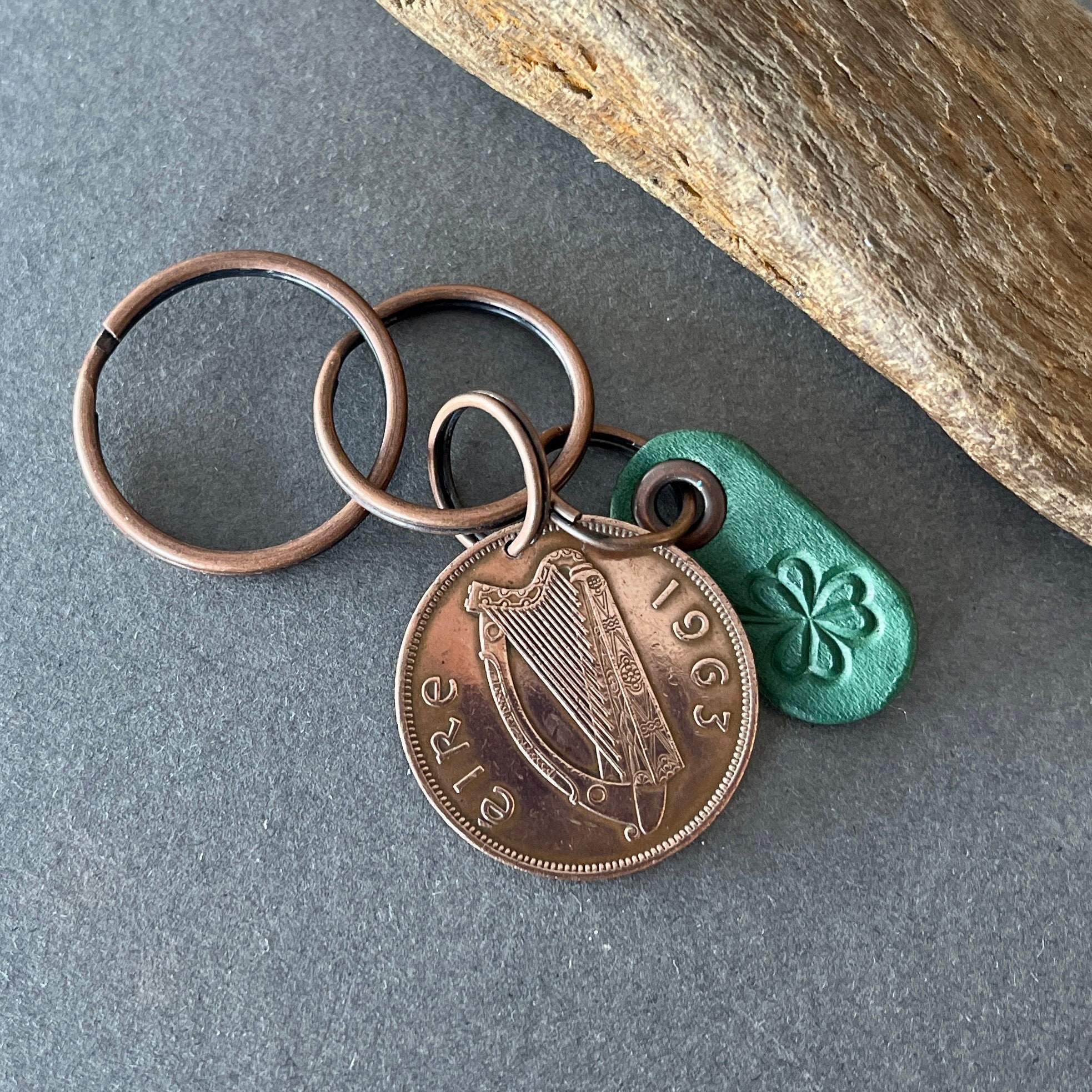 1963 Irish penny and shamrock keychain, keyring or clip, for a perfect ...
