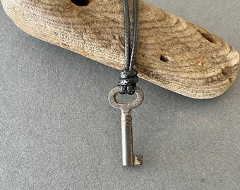 Black Skeleton Key - Etsy