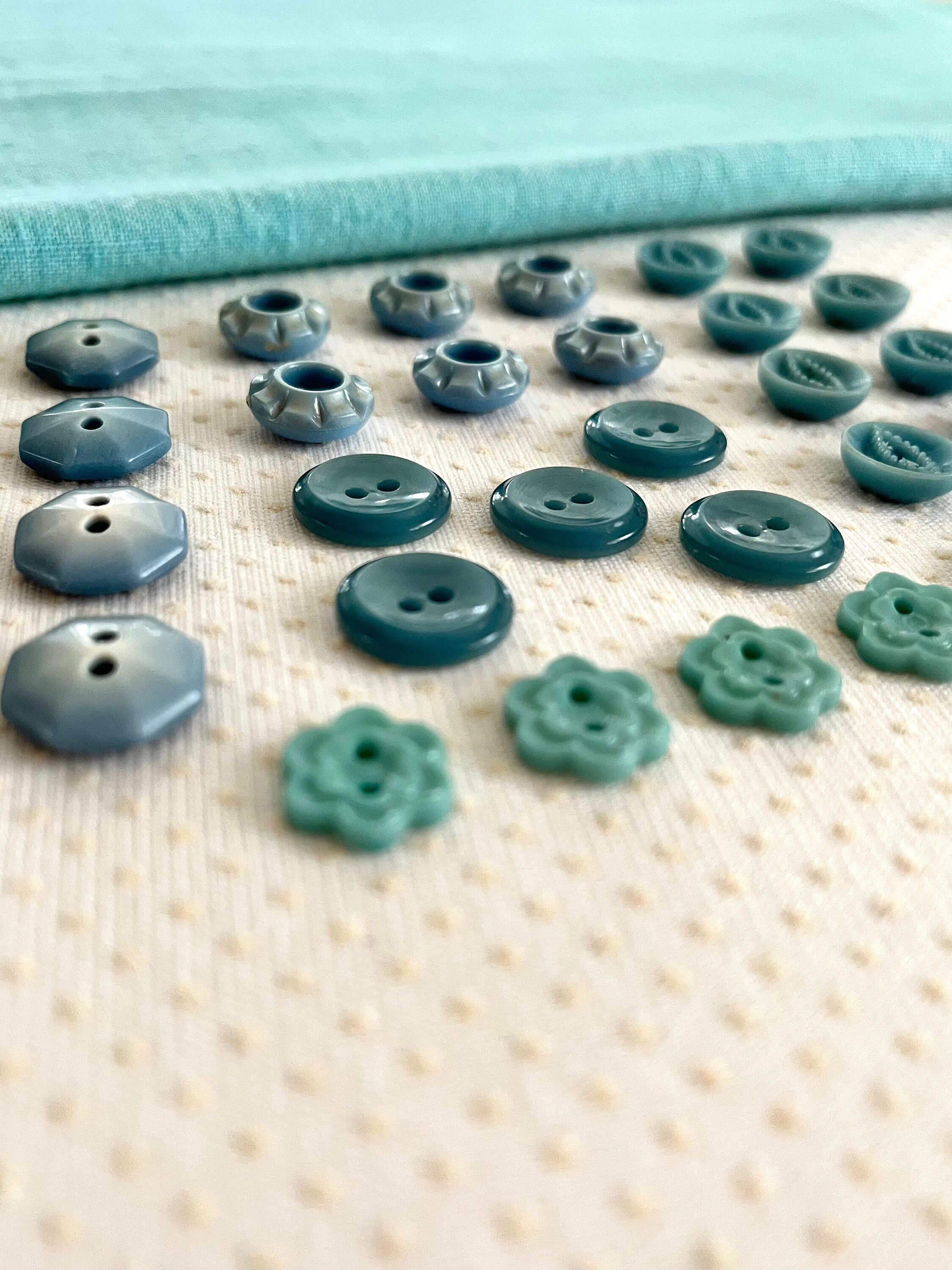 Vintage Plastic Dull Peacock Blue Buttons - Etsy