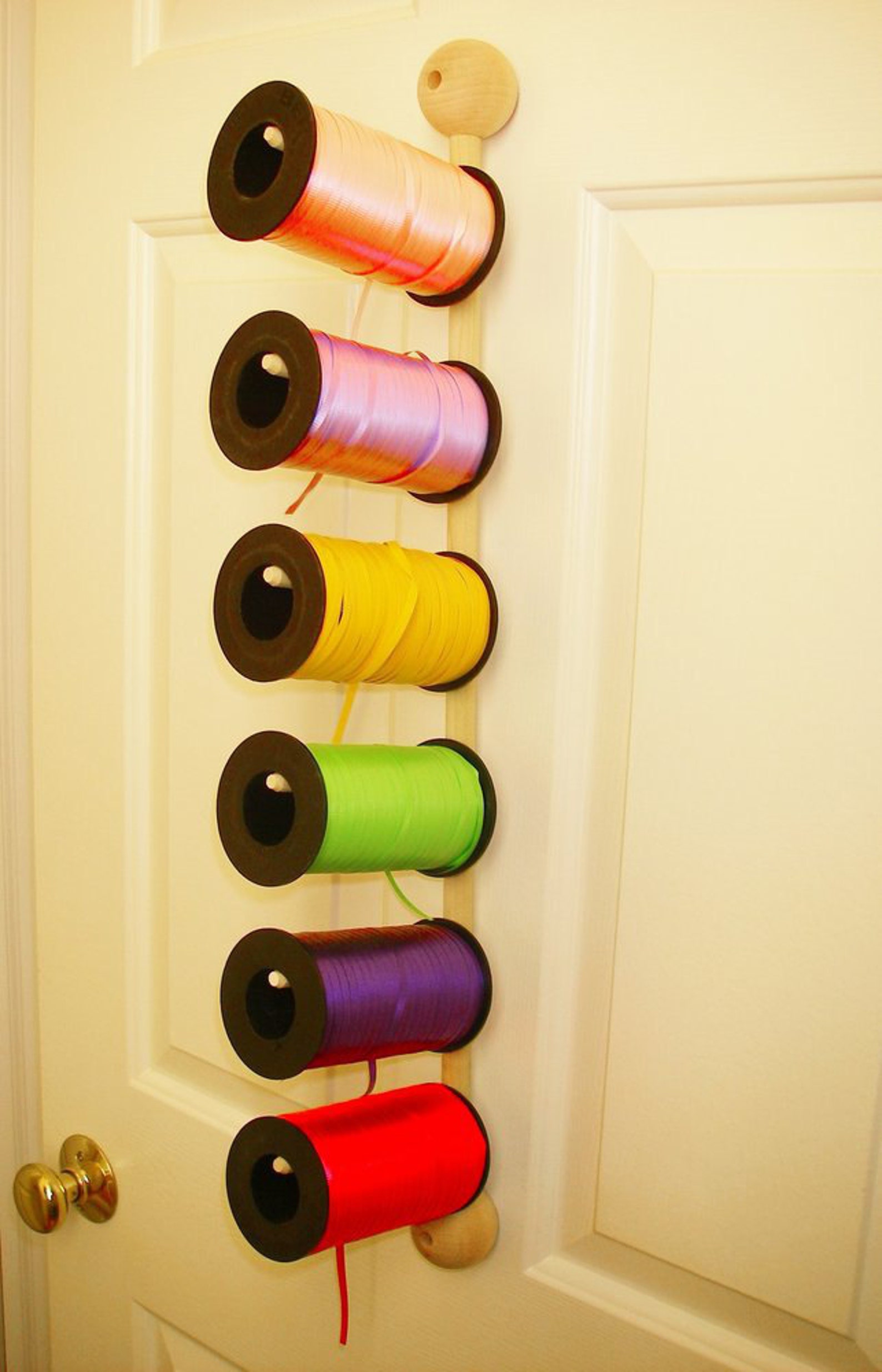 GSS Maxi Vertical Curling Ribbon Organizer Wall/ Door Mount. Holds 6 ...
