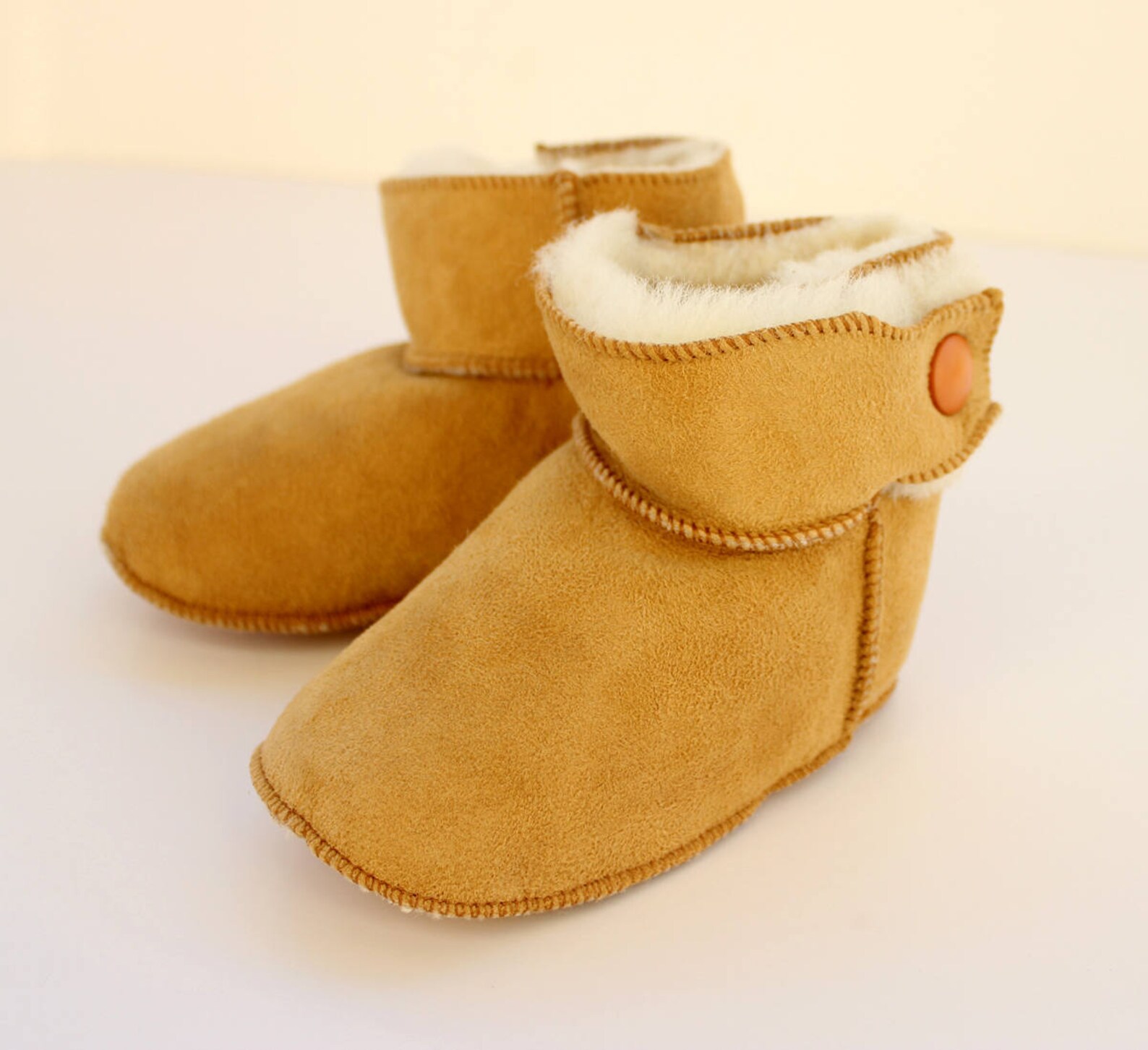 Baby Booties Made With Leather in Tan Brown With Soft Fur Inside for ...