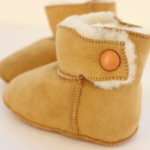 Baby Booties Made With Leather in Tan Brown With Soft Fur Inside for ...