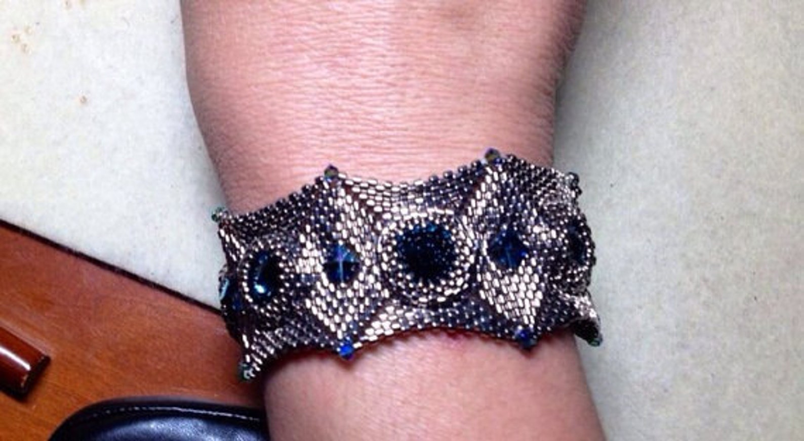 3-in-1 Cuff Bracelet Pattern, Patron 3-en-1 Pour Bracelet; Bilingual ...