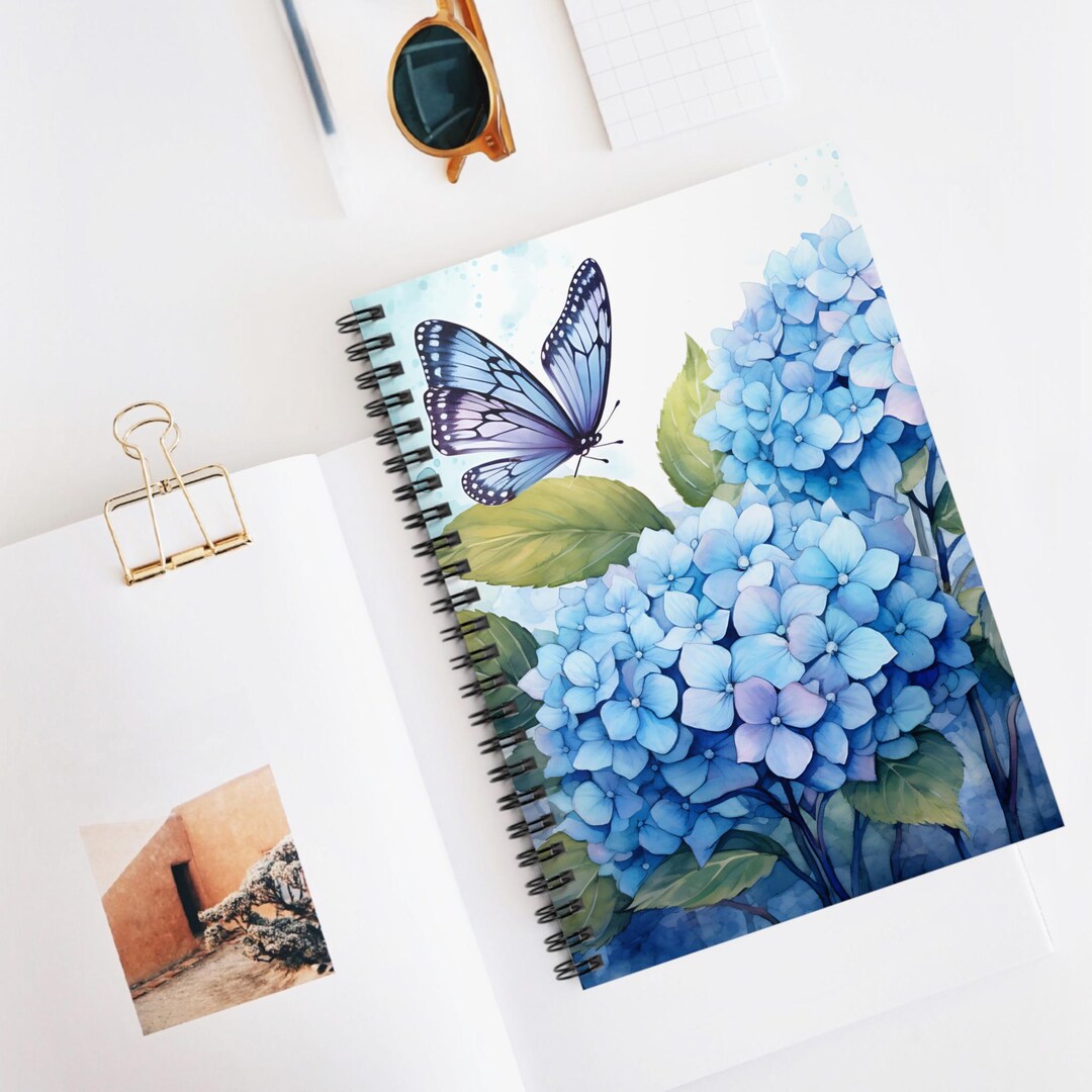 Vintage Blue Hydrangea Spiral Notebook: Aesthetic Floral Journal for ...