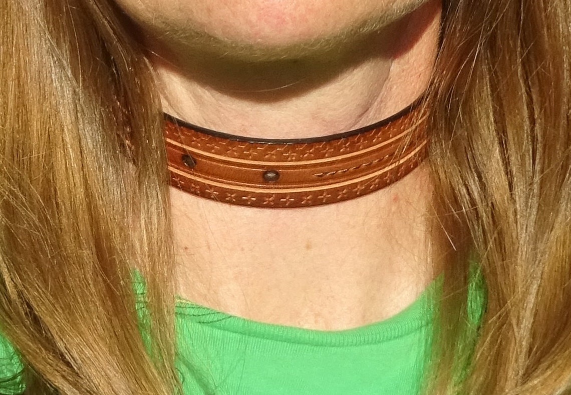 Brown Leather Choker/womens Feminine Leather Choker/embossed Leather ...