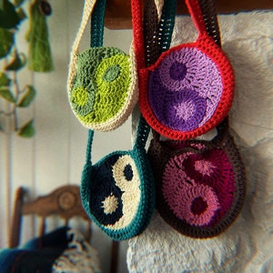 Crochet Yin Yang Crossbody Purse - Etsy