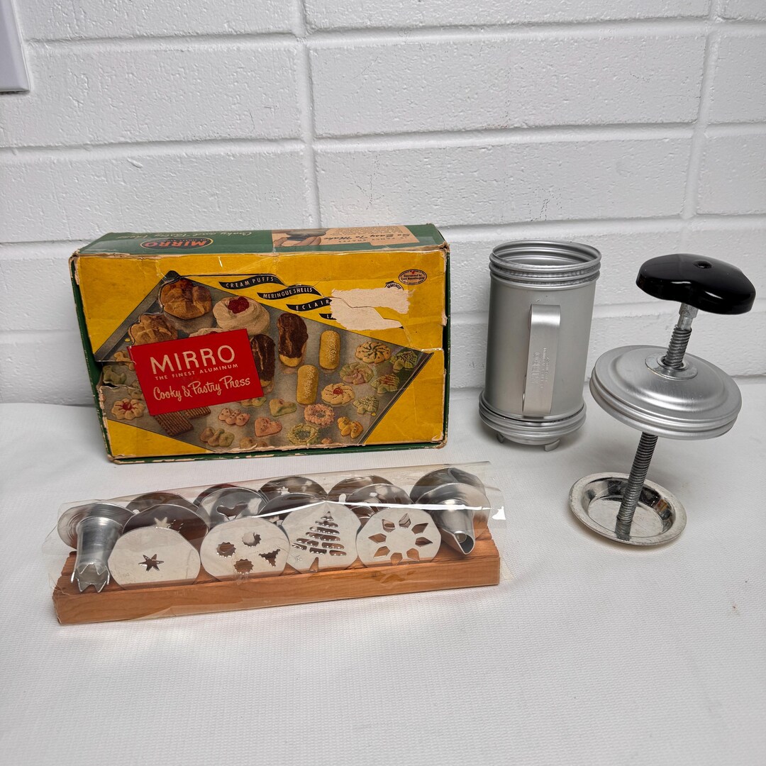 Vintage MIRRO Cooky & Pastry Press Aluminite Cookie Press With 12 ...