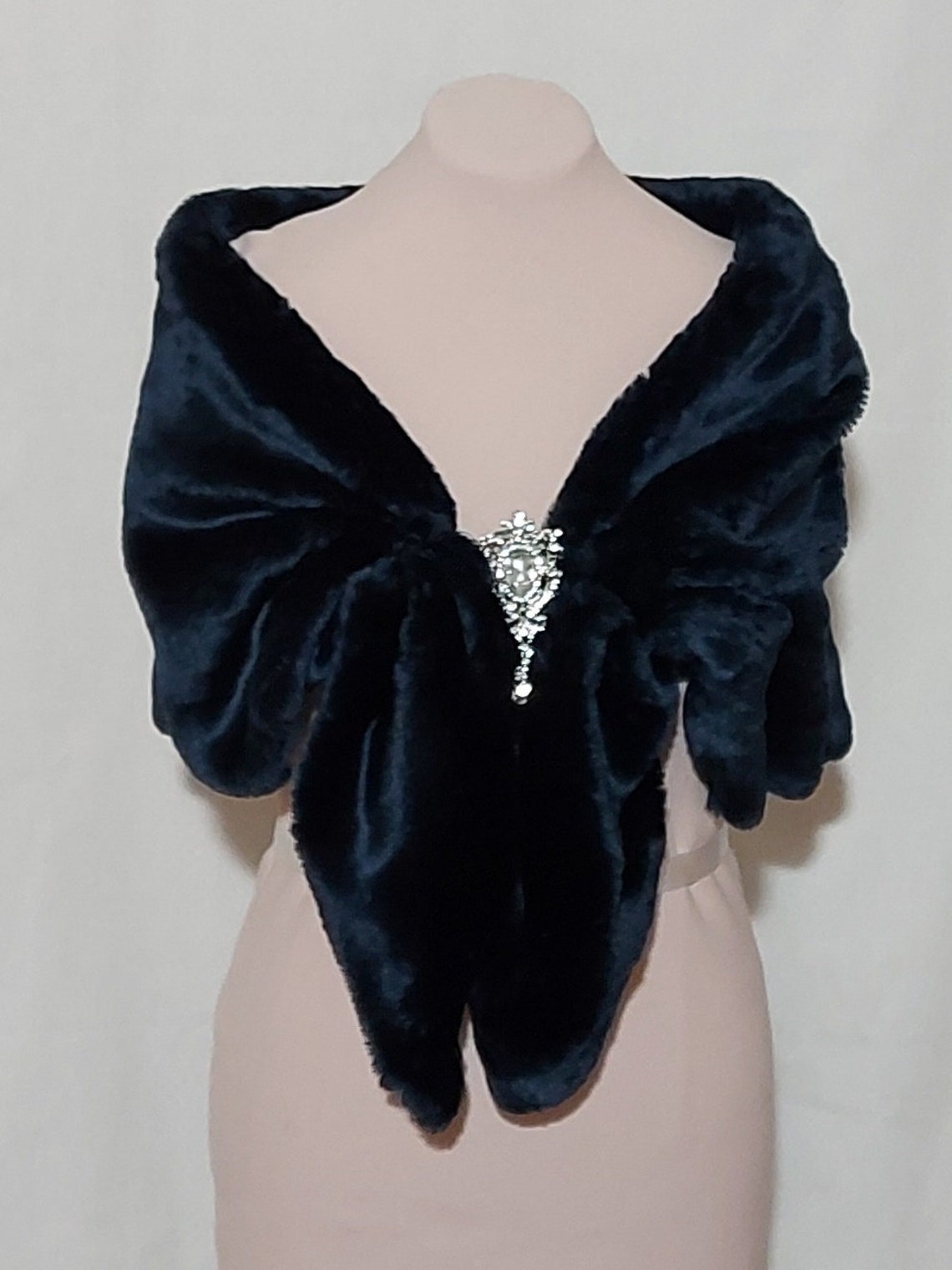 1 Dark Blue Winter Wedding Faux Fur , Blue Capelet Bride's Cape,dark ...