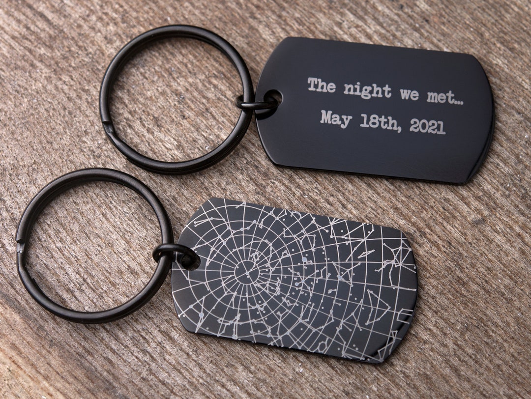 Custom Star Map Keychain, Engraved Personalized Night Sky Keyring, Star ...