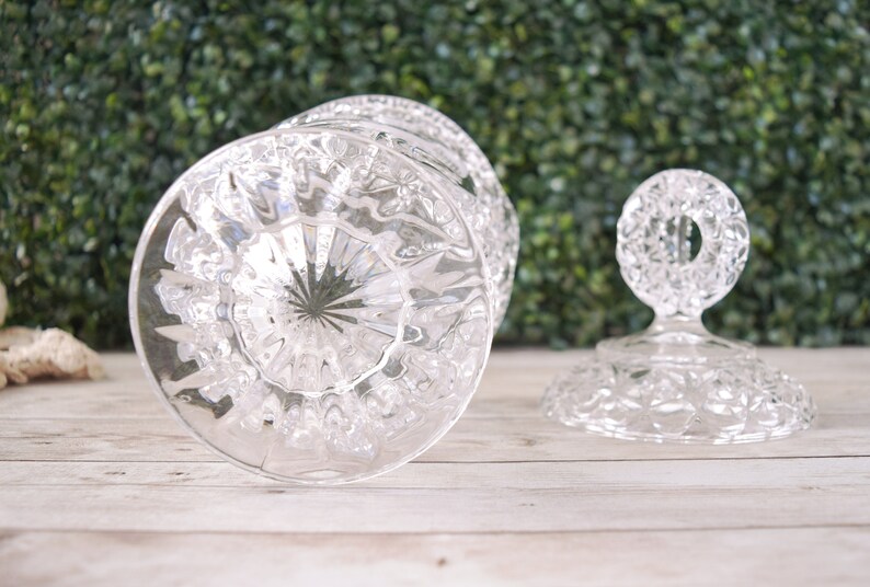 Exquisite Candy Jar With Etched Cut Birds and Tall Handle - Etsy