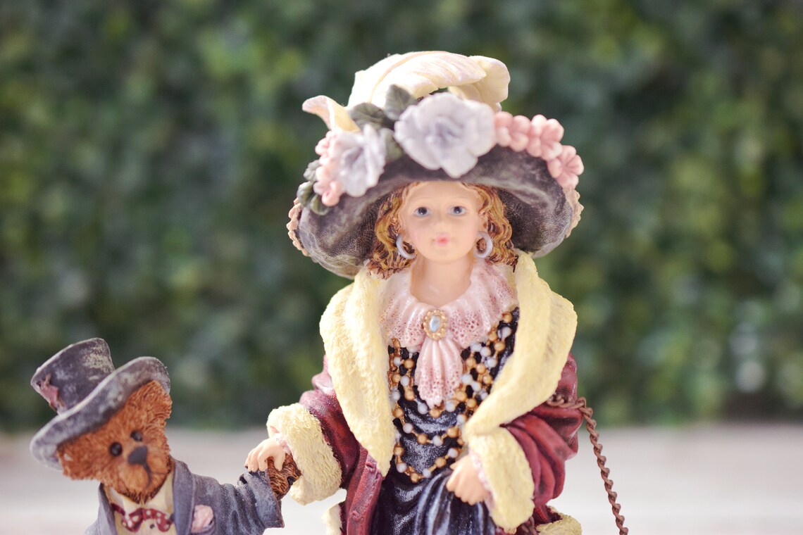 Dollstone Collection by Boyds Bears Doll Statue Playing Dress Up, Bear ...