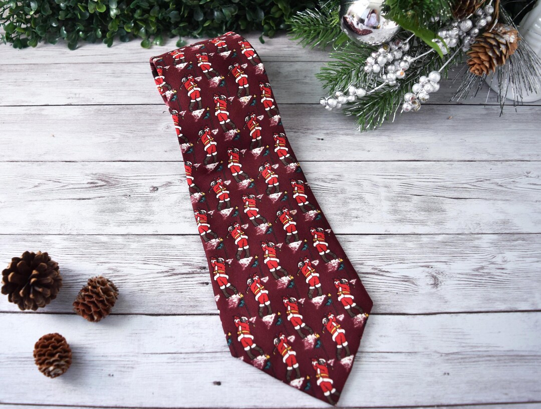 Vintage American Traditions Christmas Tie Decorated With Santa Claus ...