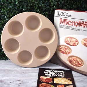 Vintage Anchor Hocking Ovenware Microware Muffin Pan Freezer, Microwave ...