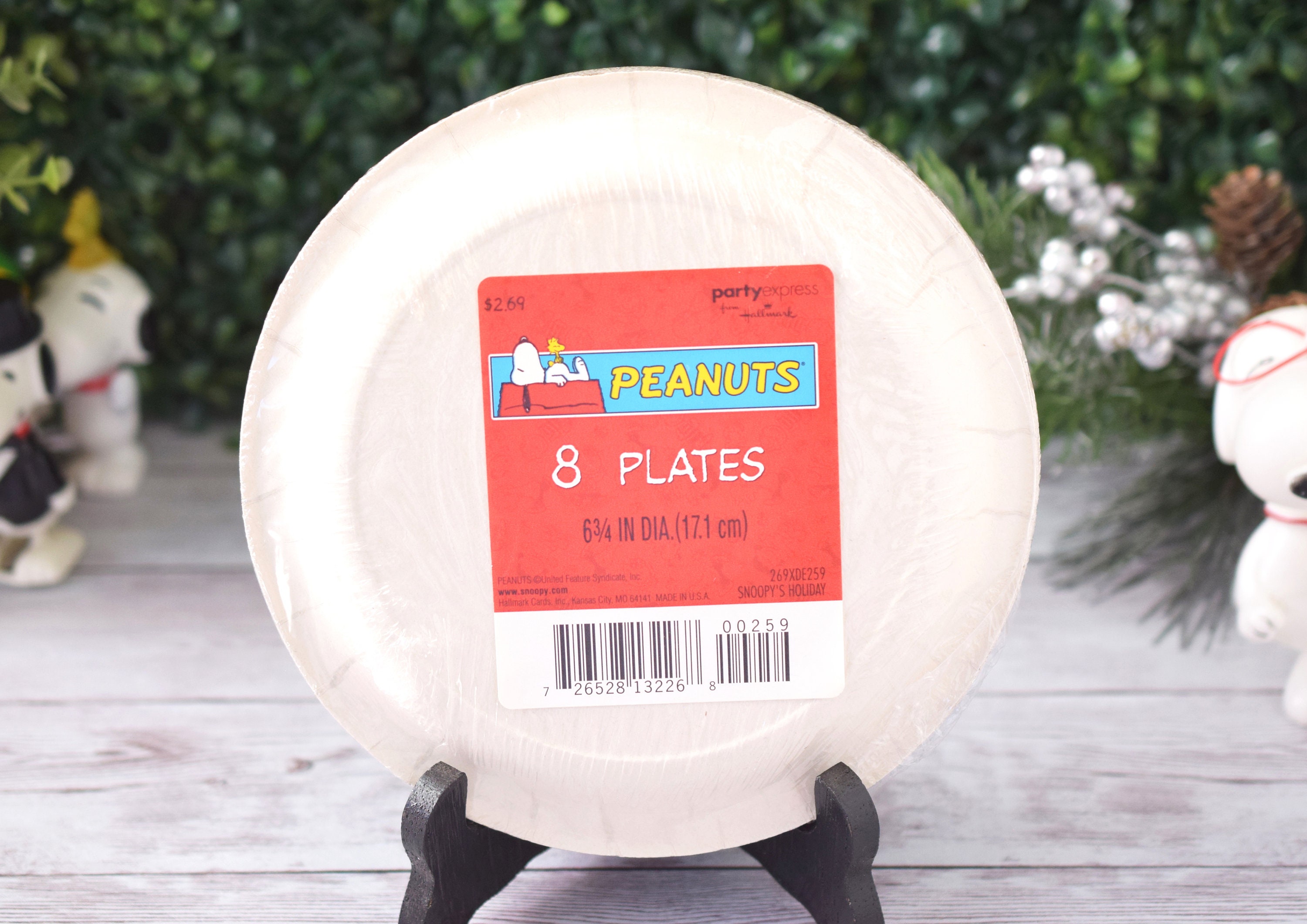 Vintage NIB Party City Hallmark Snoopy Holiday Paper Plates 7 Inch ...