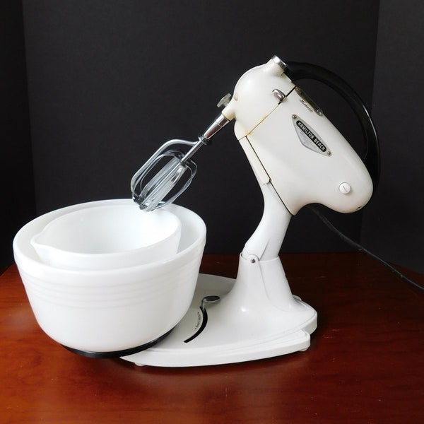 Vintage Stand Mixer - Etsy