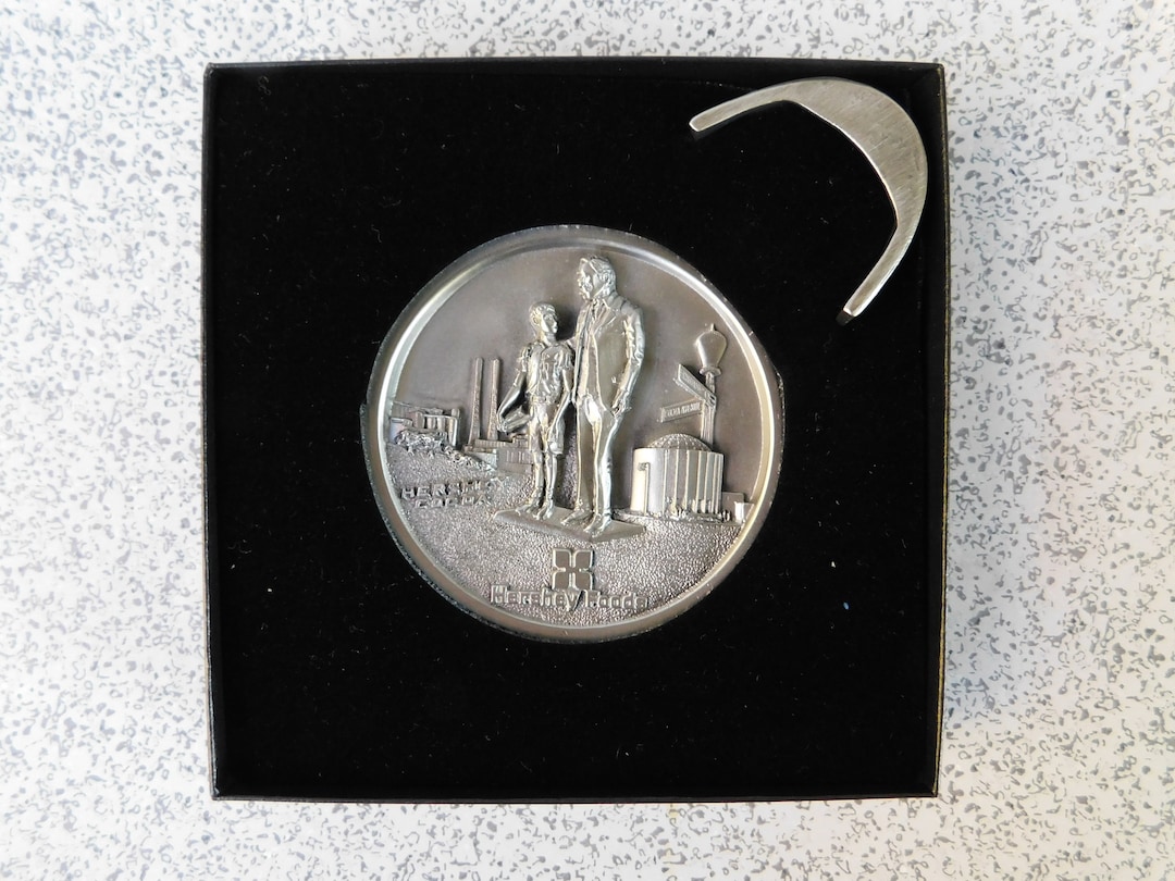 Hershey Foods and HB Reese Candy Co. Pewter Retirement Medal With Stand ...