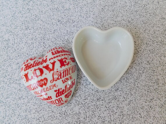 Heart Shaped Love Trinket Box in White and Red from C… - Gem