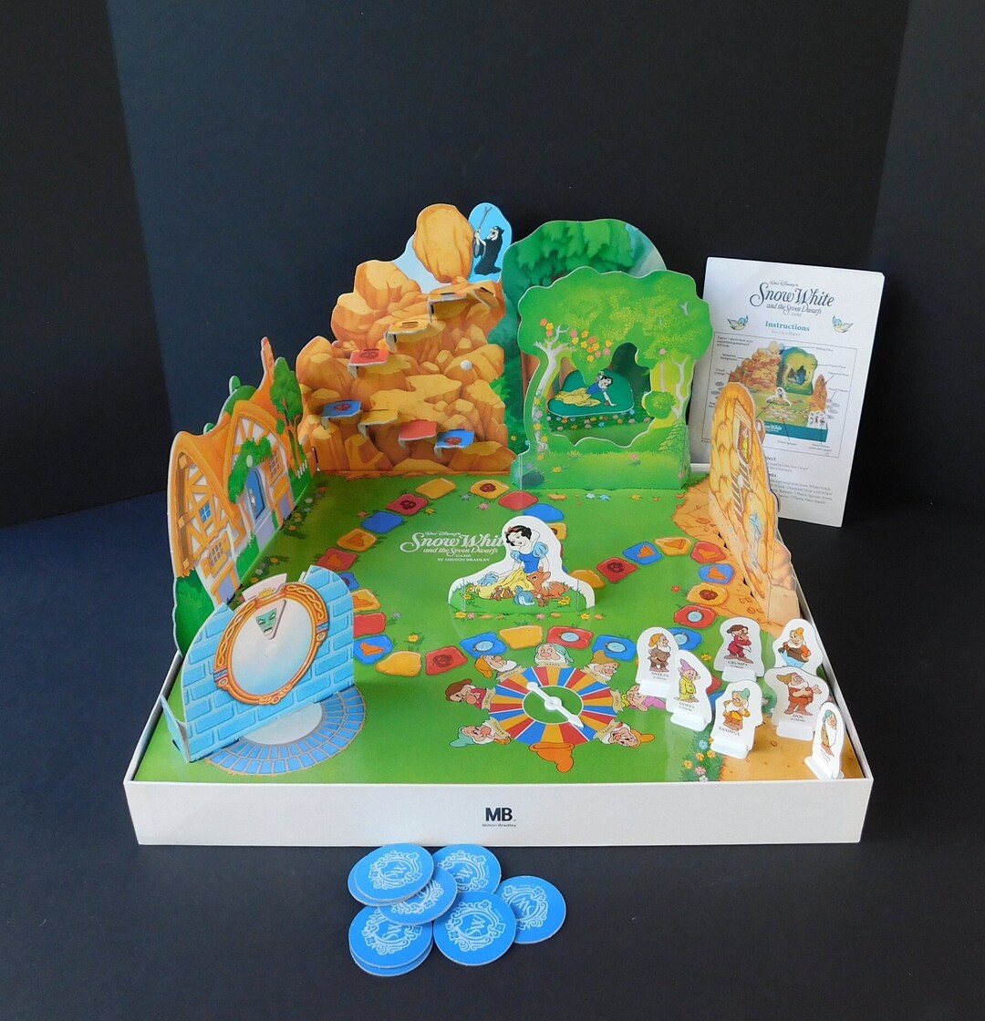 1992 Disney's Snow White and the 7 Dwarfs Game From Milton Bradley ...