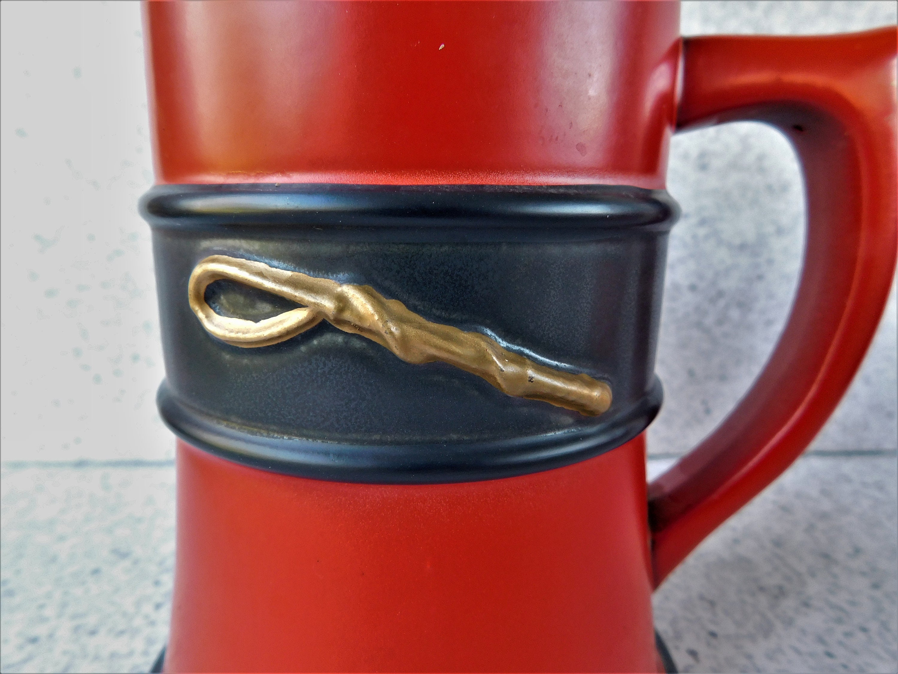 Vintage Lego Bourbon Set Bourbon Decanter with 4 Large Mugs - Etsy.de