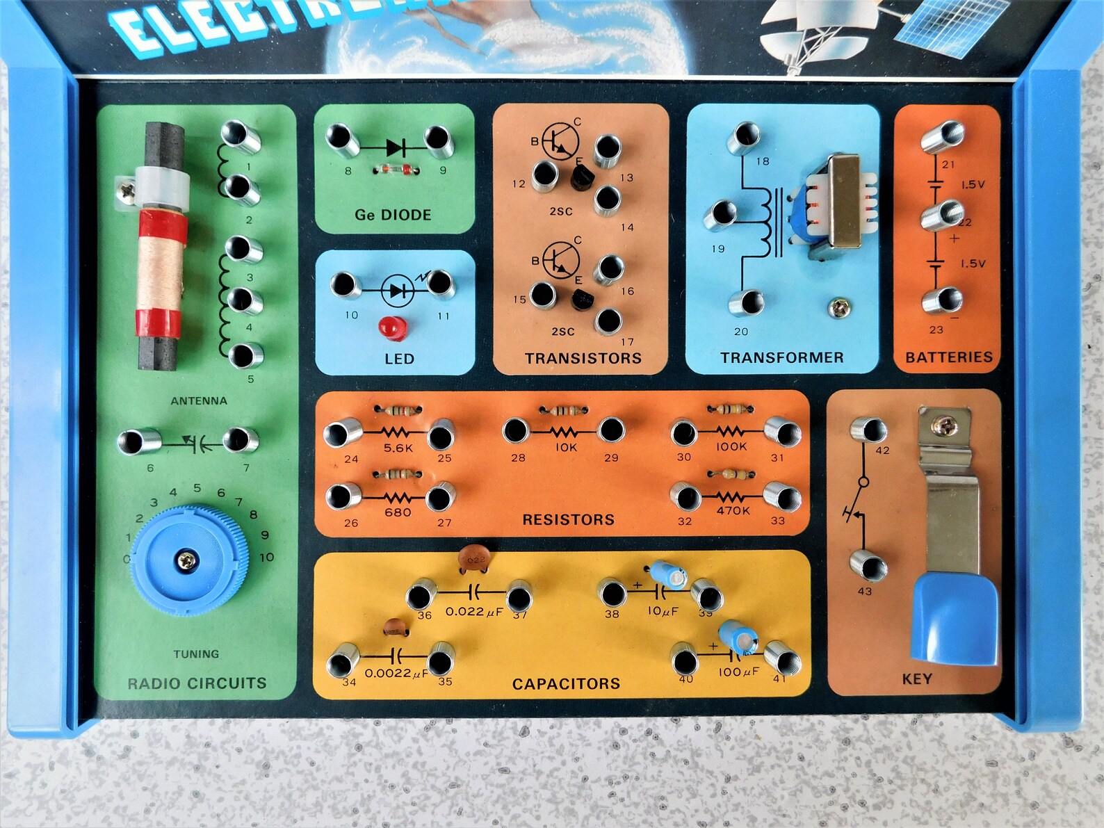 1982 Radio Shack Science Fair 30-in-one Electronic Projects | Etsy