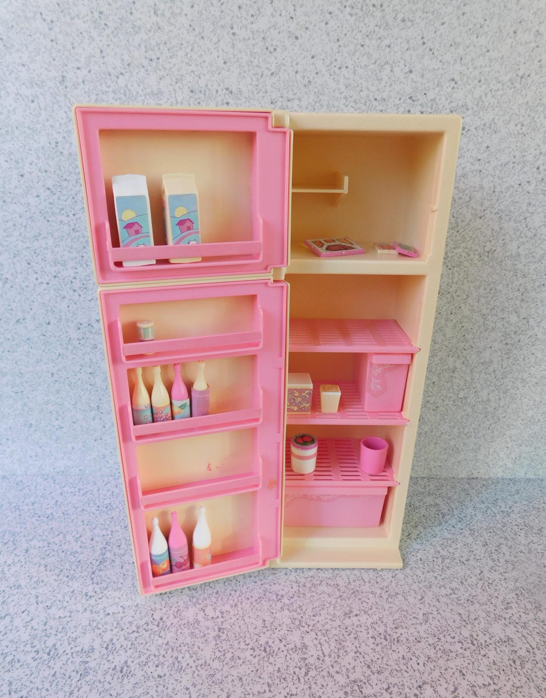 1987 Mattel Barbie Sweet Roses Kitchen Refrigerator / Freezer With Many ...