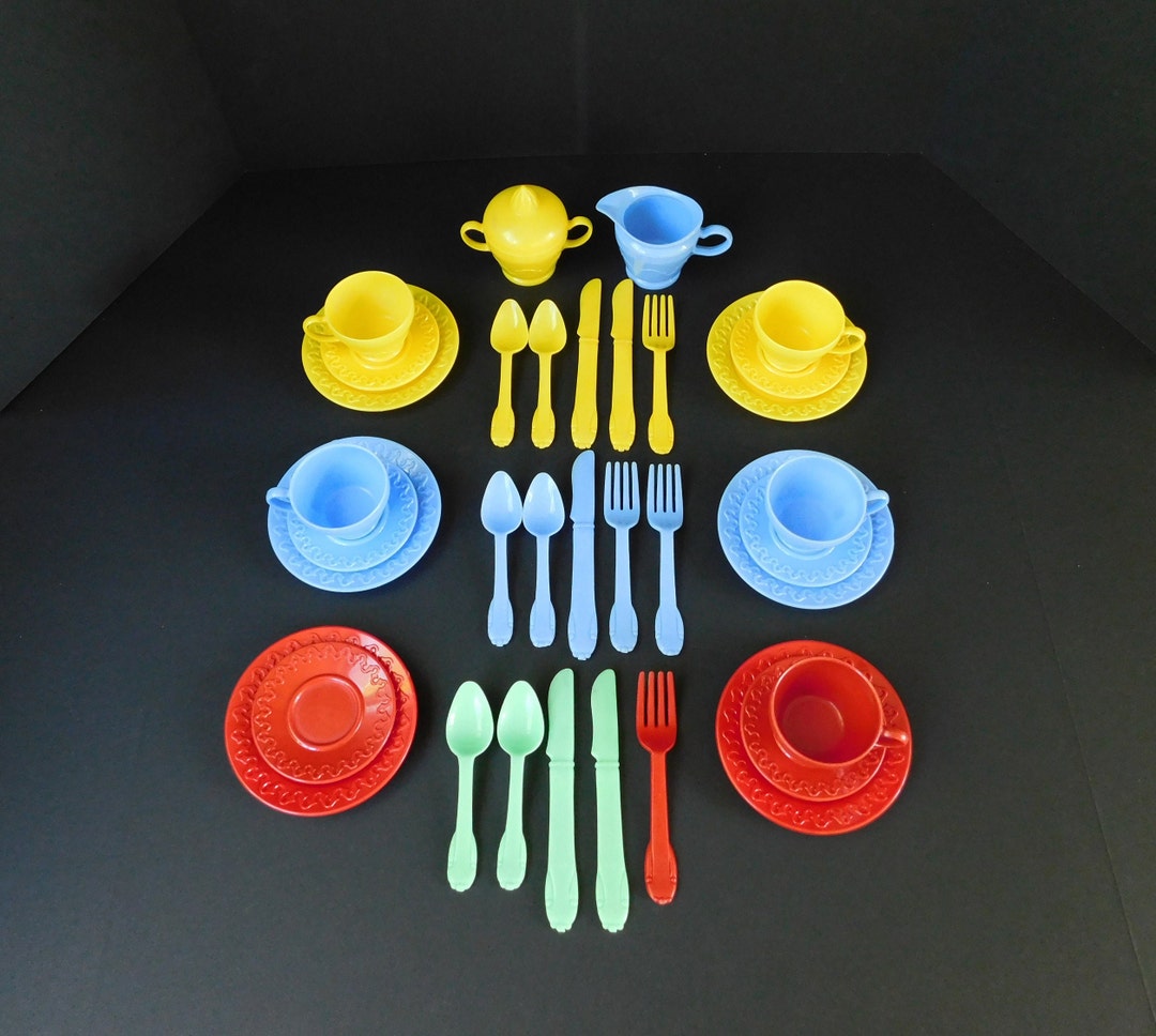 Large 35 Piece Irwin Toy Dish Set Assortment, Mid Century Toy Tea Set ...