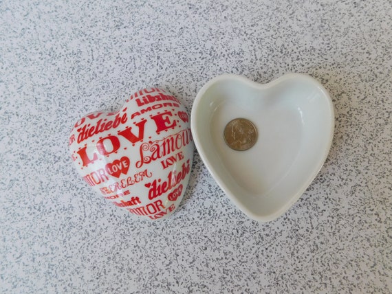 Heart Shaped Love Trinket Box in White and Red from C… - Gem