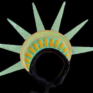 Lady Liberty Costume . up to Adult Plus Size . Running Costume ...