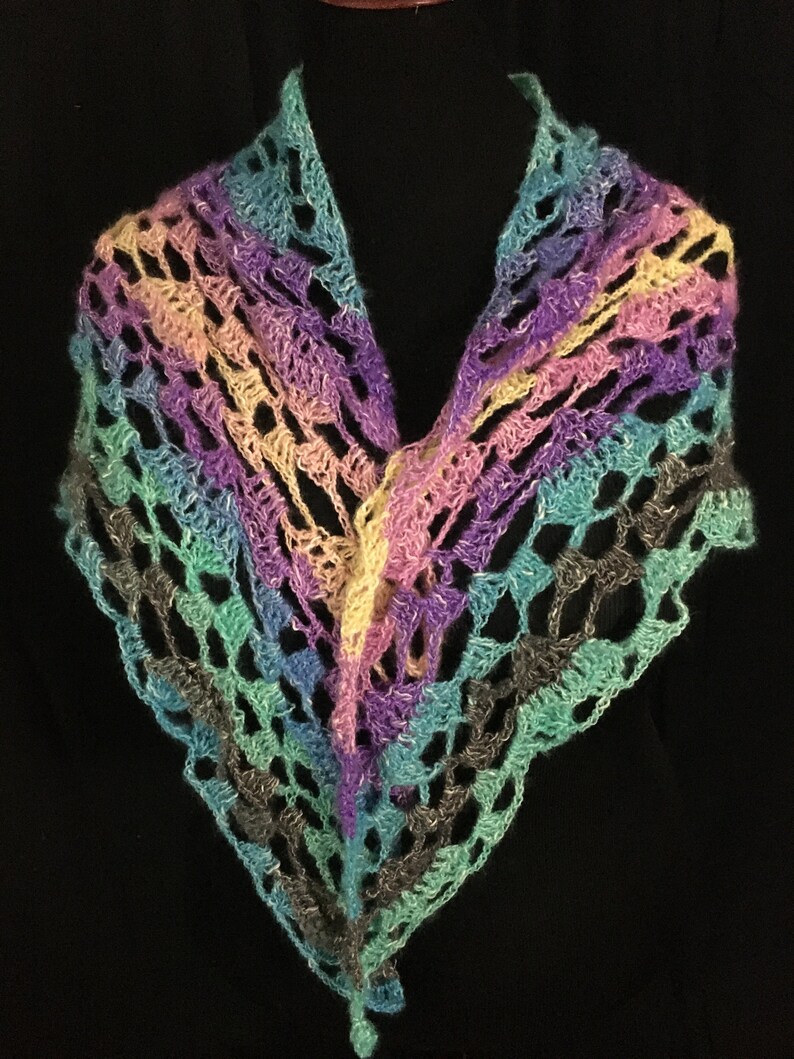 Hearts Crochet Shawl - Etsy