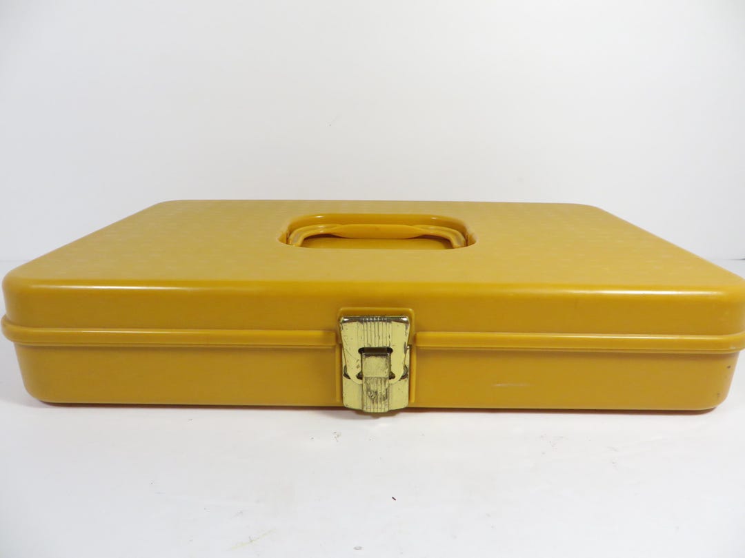 Vintage Harvest Gold Plastic Sewing Thread Box - Wilson Wil-hold Gold ...