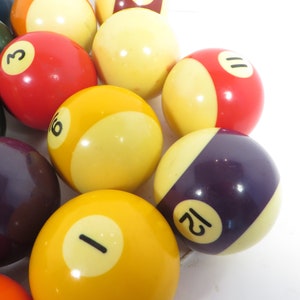 Mid Century Set of 16 Pool Billiard Balls Bakelite Pool Balls - Etsy