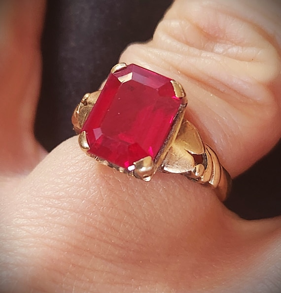 1930s Emerald Cut Lab Ruby Solitaire 10K! Vintage Est… - Gem