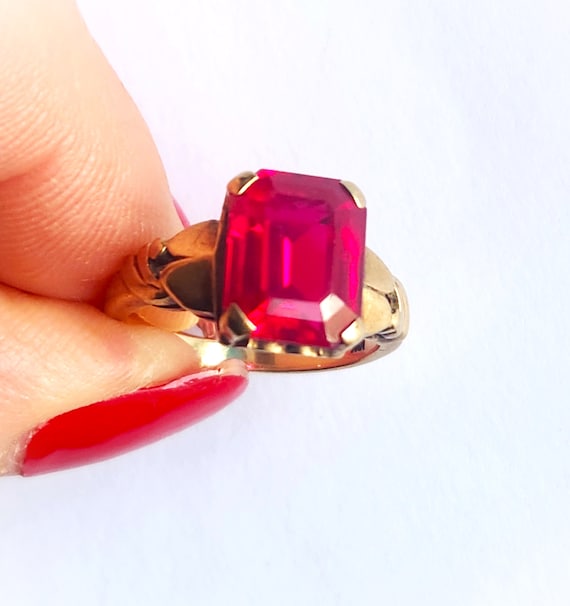 1930s Emerald Cut Lab Ruby Solitaire 10K! Vintage Est… - Gem