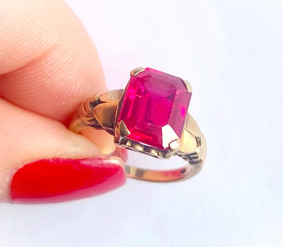 1930s Emerald Cut Lab Ruby Solitaire 10K! Vintage Est… - Gem