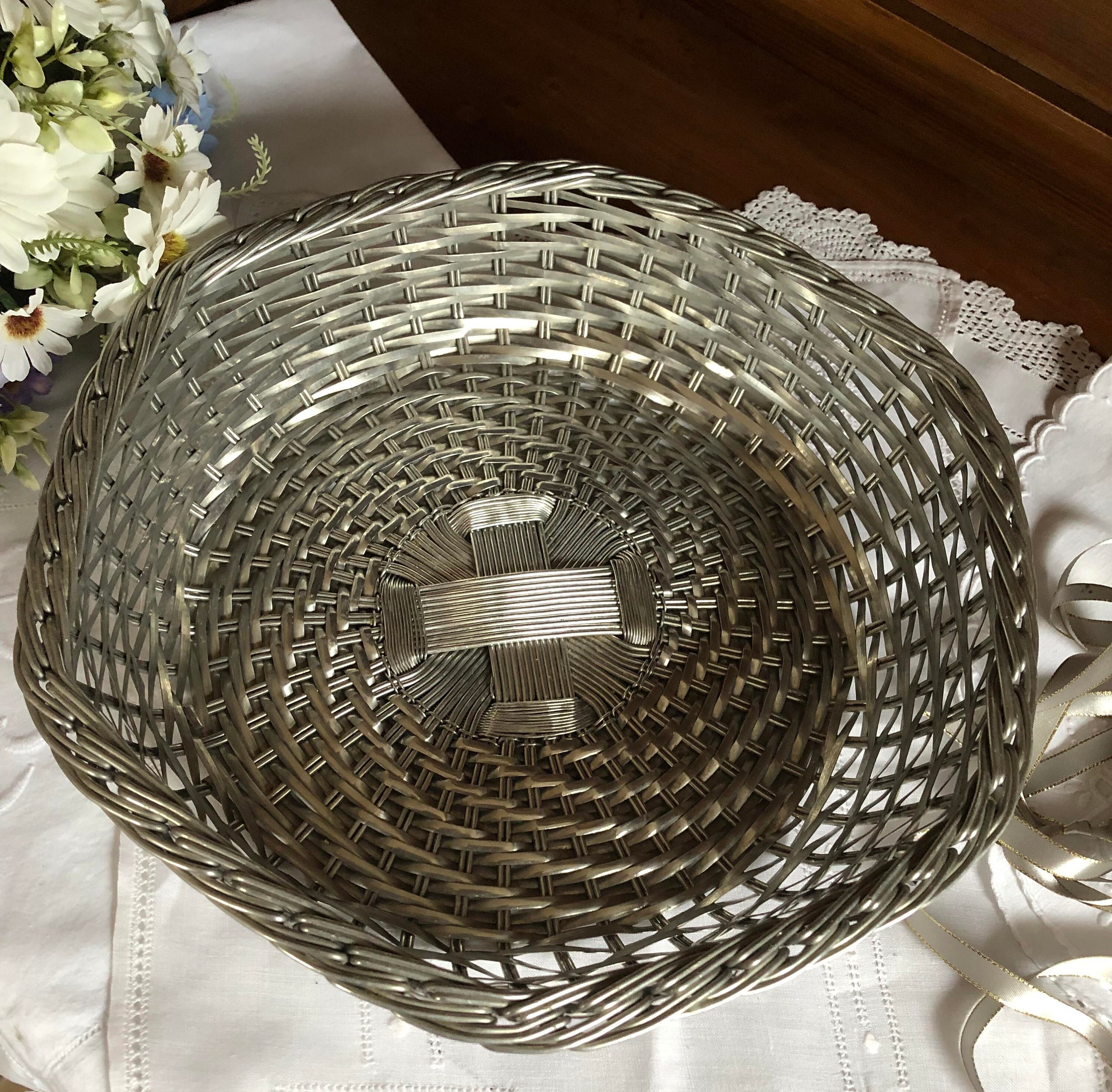 Metal Bread Basket