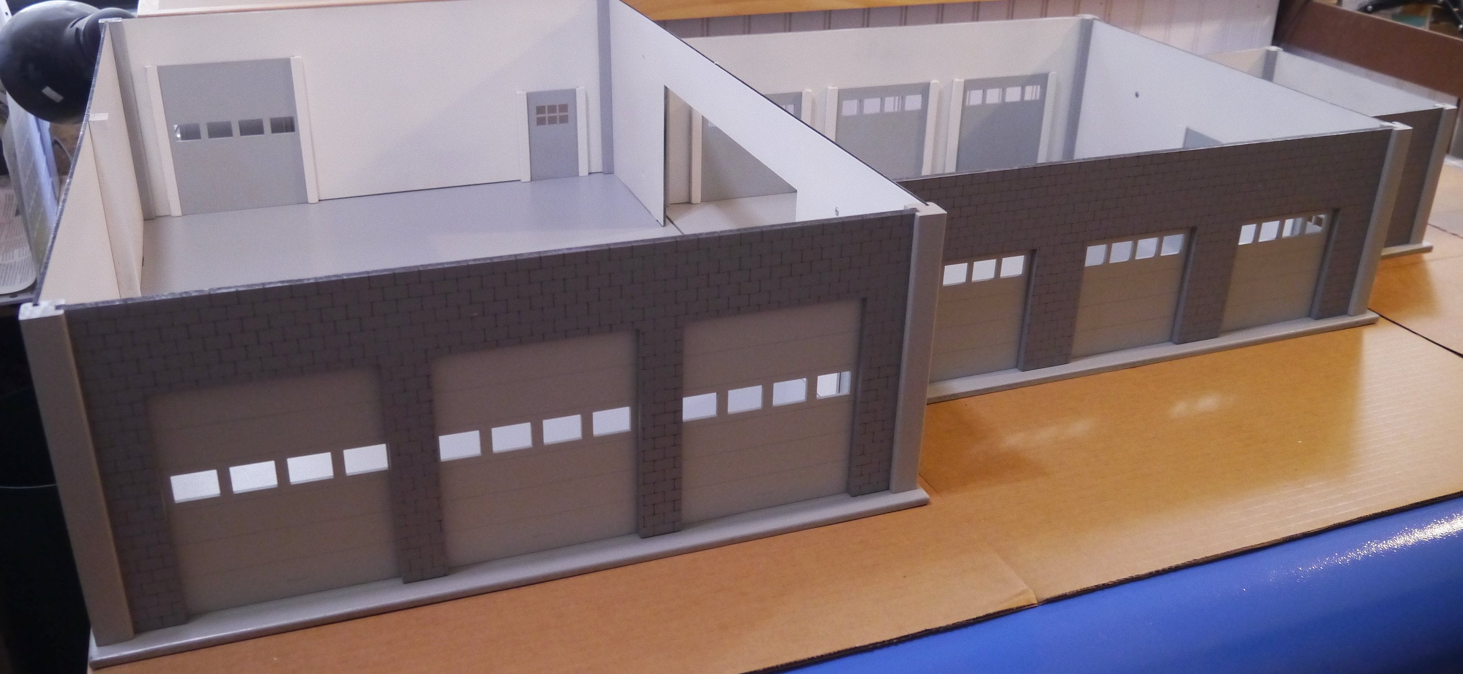 Handmade 1/24 1/25 Scale MDF Diorama: Semi Truck & Car Garage Model - Etsy