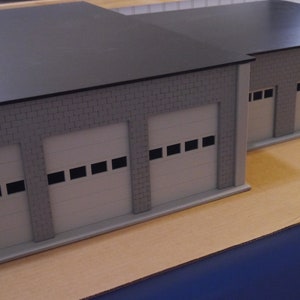 Handmade 1/24 1/25 Scale MDF Diorama: Semi Truck & Car Garage Model - Etsy