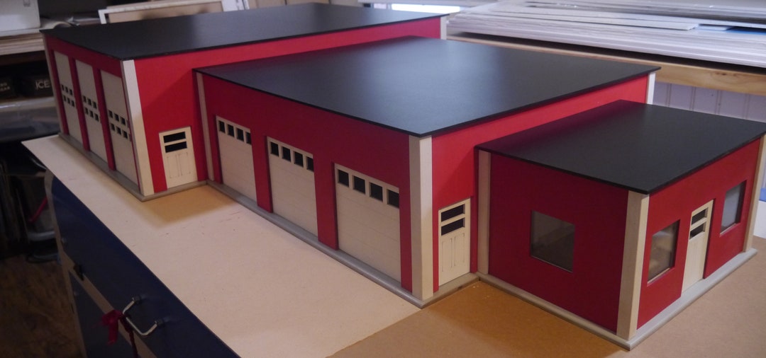 Handmade 1/24 1/25 Scale MDF Diorama: Semi Truck & Car Garage Model - Etsy