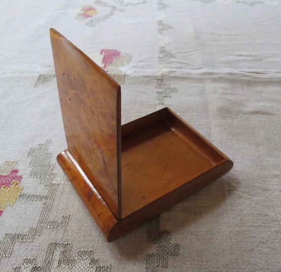Antique Maple Walnut Card Case, late 19th Century. - Gem